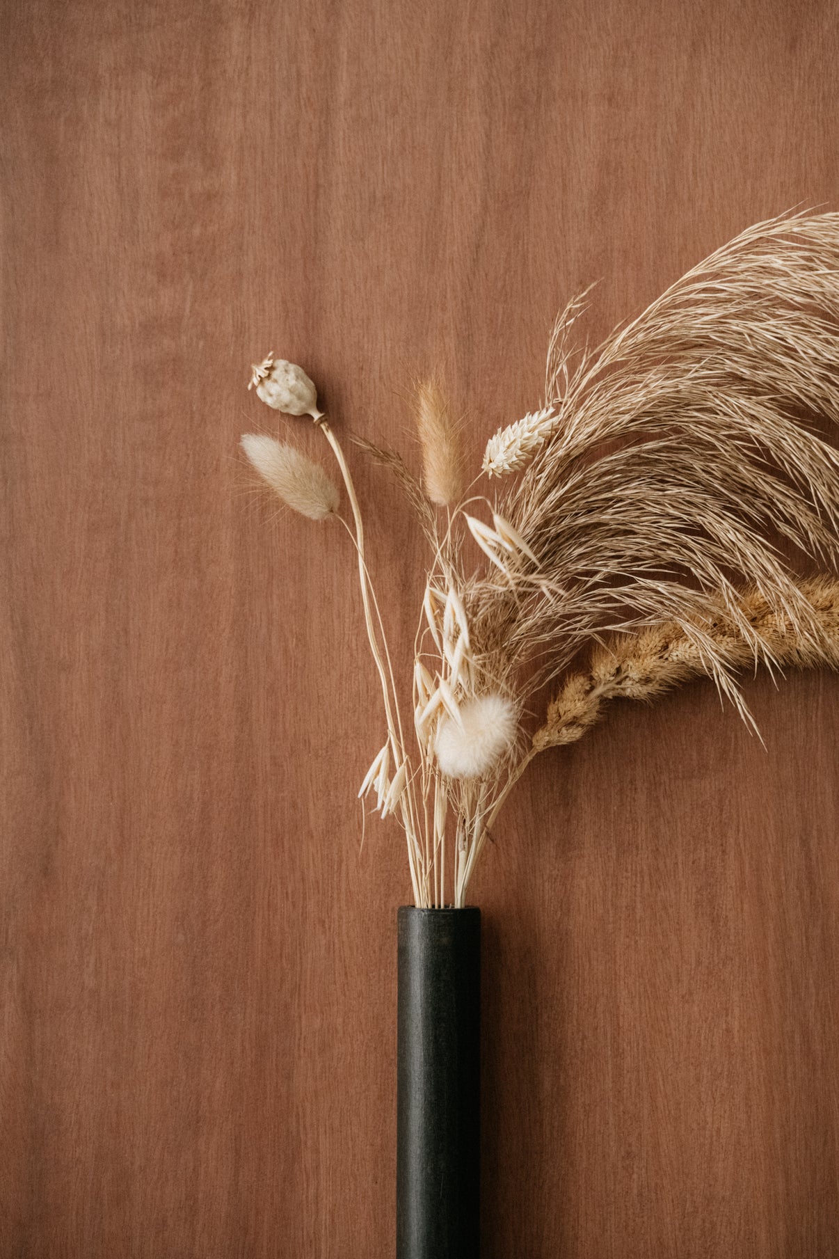 Grand soliflore mural teinté noir – ANSO