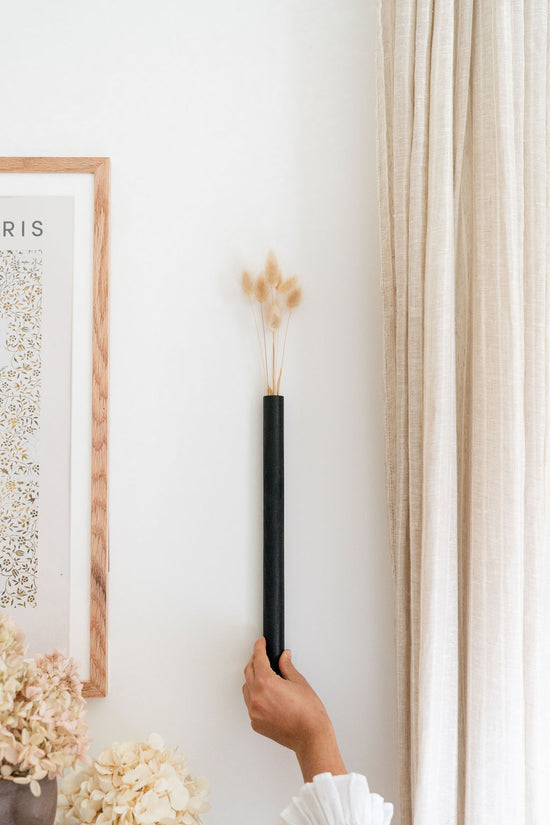 Grand soliflore mural teinté noir – ANSO